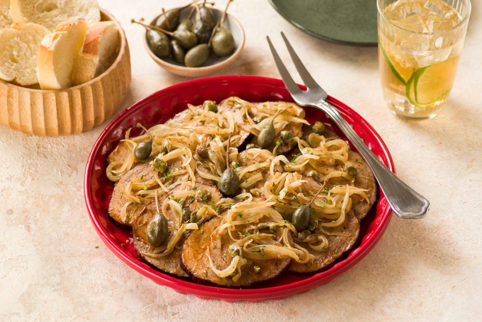 Cómo hacer peceto cocido a presión con salsa de cebollas, alcaparras y ...